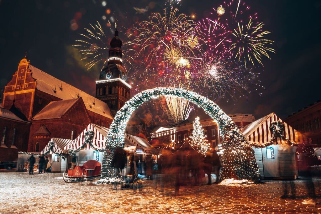 Breakfast at Mt. Everest Base Camp - World Tour Management